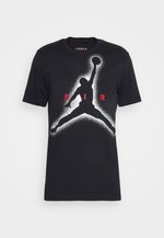 Jordan GRAPHIC CREW - Triko s potiskem - black/gym red/černá - Zalando.cz