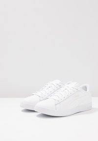 Puma SMASH - Zapatillas - white/blanco - Zalando.es