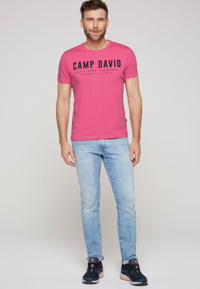 Camp David BASIC LOGO-T-SHIRT - Print T-shirt - summer pink/pink - Zalando