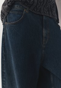 PULL&BEAR RELAXED - Baggy Jeans - dark blue - Zalando