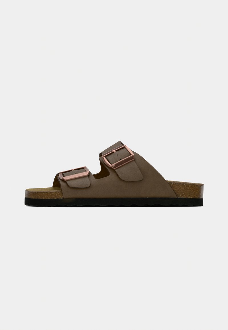 Pier One UNISEX - Mules - light brown - Zalando.co.uk