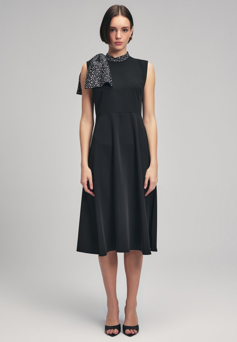 adL Freizeitkleid - black/schwarz - Zalando.de