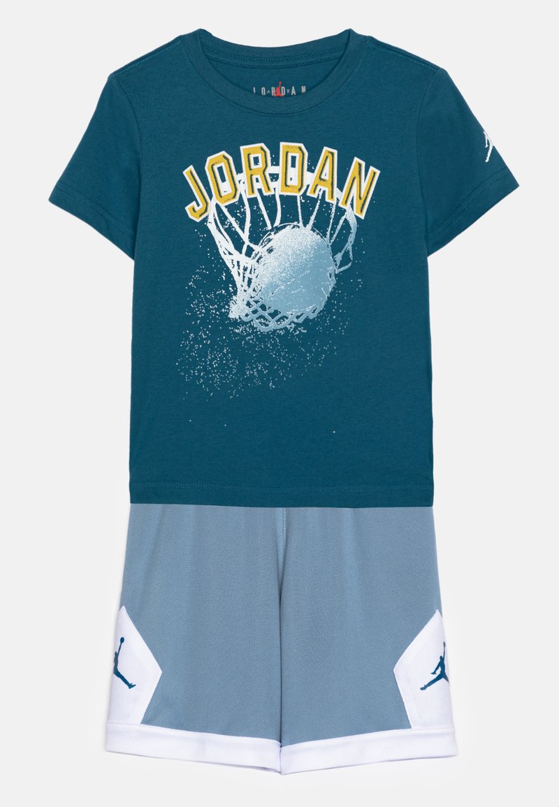 Jordan JORDAN HOOP UNISEX SET - Lühikesed püksid - blue grey ...