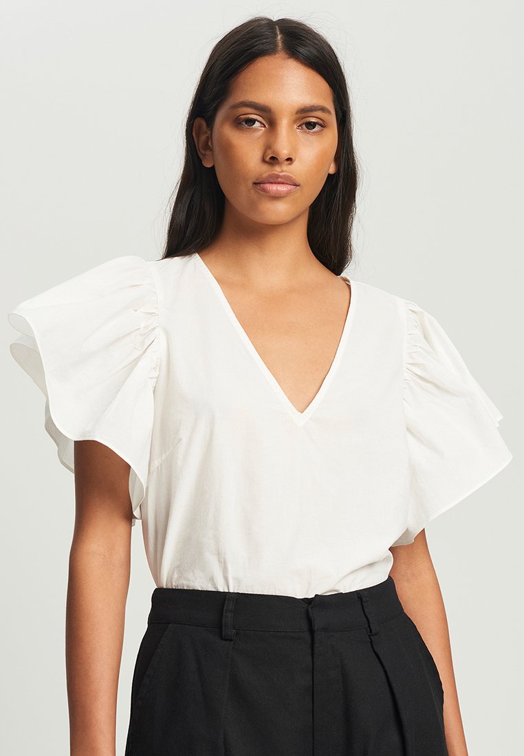WILLA PETER - Blouse - white - Zalando.ie