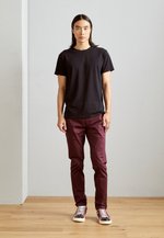 INDICODE JEANS 2 PACK - Basic T-shirt - black - Zalando.co.uk