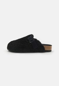 Shepherd ROMA UNISEX - Tofflor & inneskor - black/svart - Zalando.se