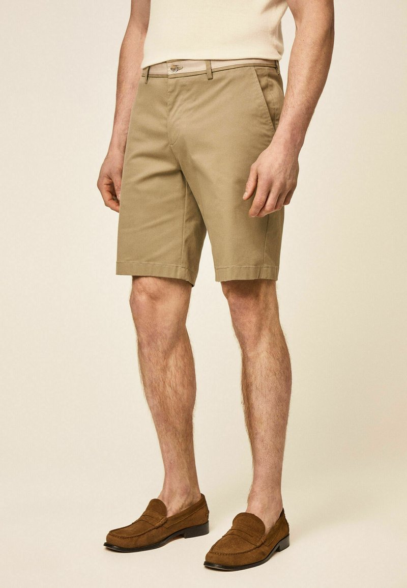 Hackett London TAPE - Shorts - vetiver/dunkelgrün - Zalando.at