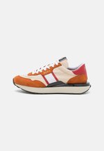 Polo Ralph Lauren TRAIN LOW TOP LACE - Trainers - rust/ranch cream/red ...