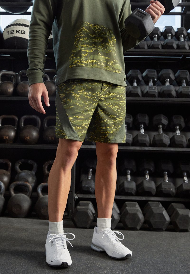 Puma TRAIN CONCEPT - Sport rövidnadrágok - green moss/zöld - Zalando.hu