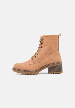 Botines con cordones de mujer | Comprar online en Zalando