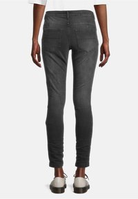 Cartoon Jeans slim fit - black denim/nero denim - (Second hand ...