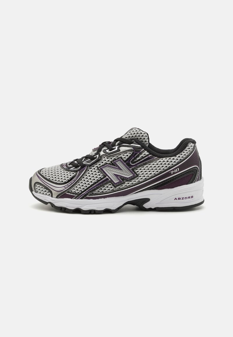 New Balance 740 UNISEX - Trainers - black/silver/purple/black - Zalando.ie