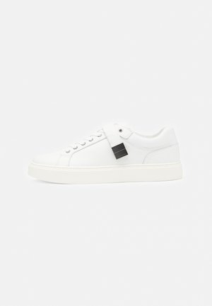 PS POELMAN MIKE - Sneakers laag - white with orange combination/wit ...