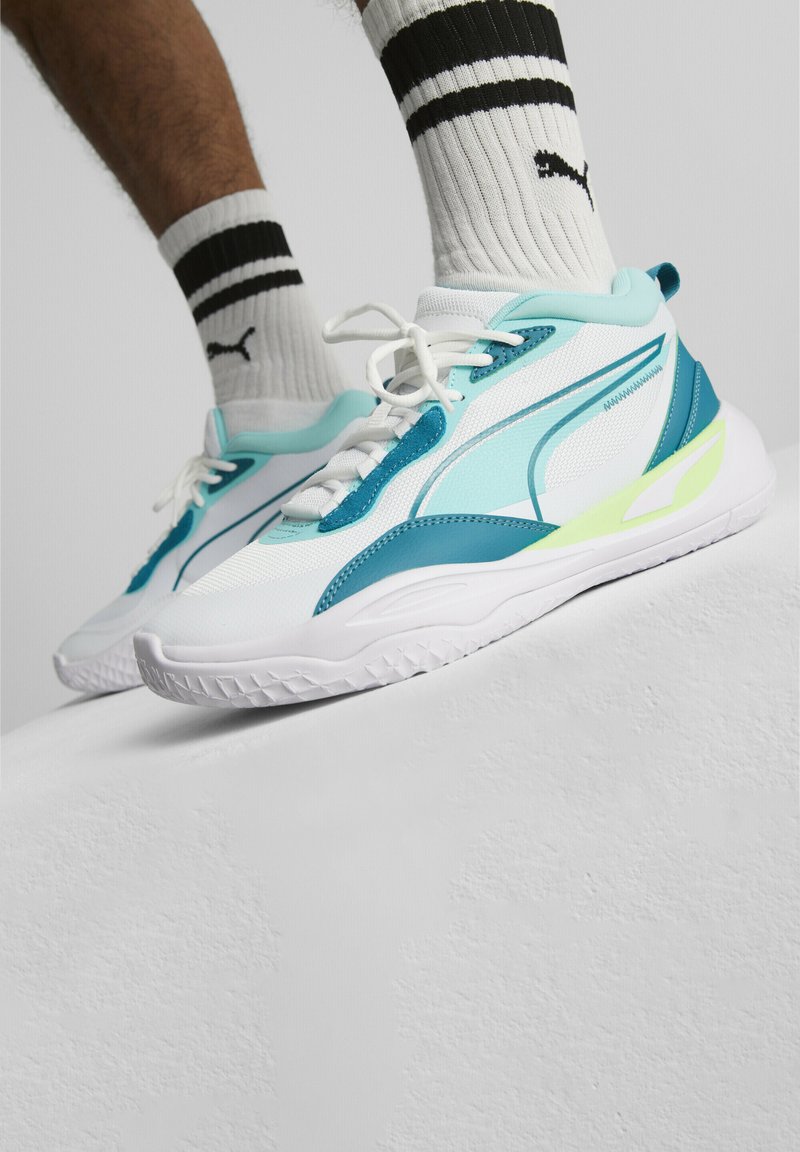 Puma PLAYMAKER PRO - Sneaker low - white electric peppermint/weiß ...