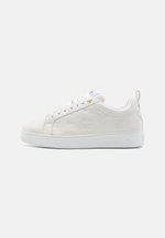 MCM NEO - Trainers - egret/off-white - Zalando.co.uk