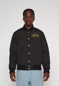 New Era NBA LOS ANGELES LAKERS SCRIPT BOMBER JACKET ...