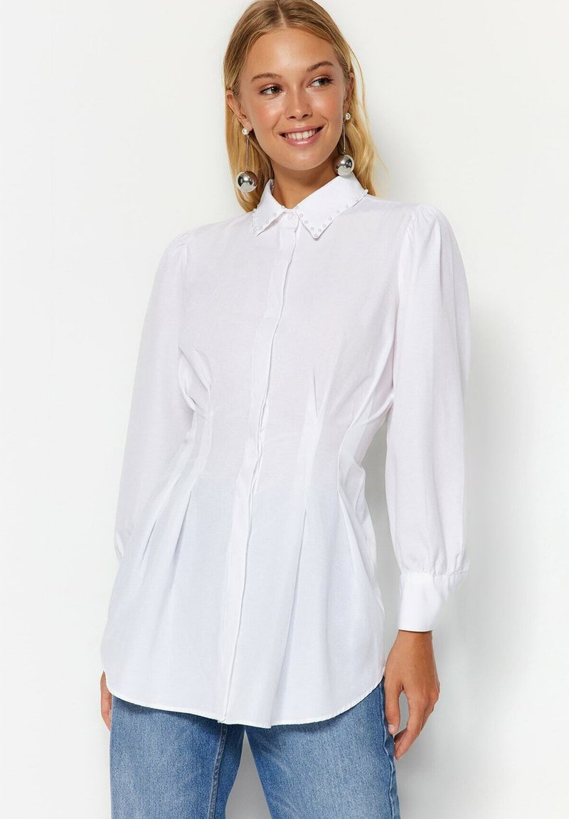 Trendyol Modest MODEST - Button-down blouse - white - Zalando.de