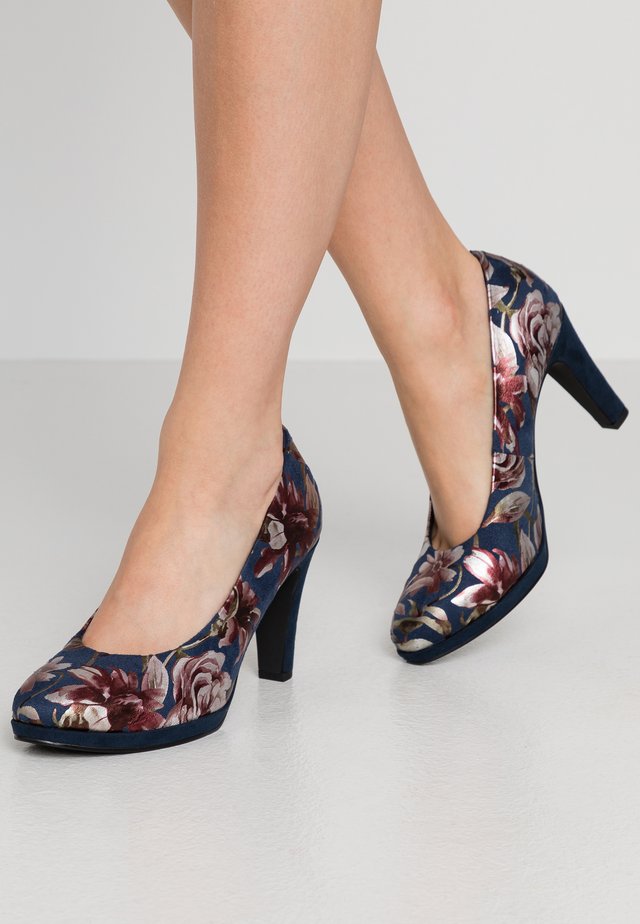 Blaue Pumps online entdecken | Es geht hoch hinaus bei ZALANDO