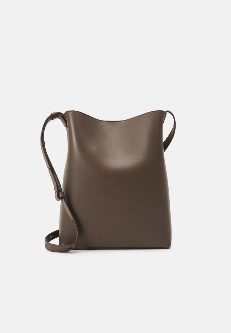 AESTHER EKME SAC BUCKET - Umhängetasche - brown/braun - Zalando.de
