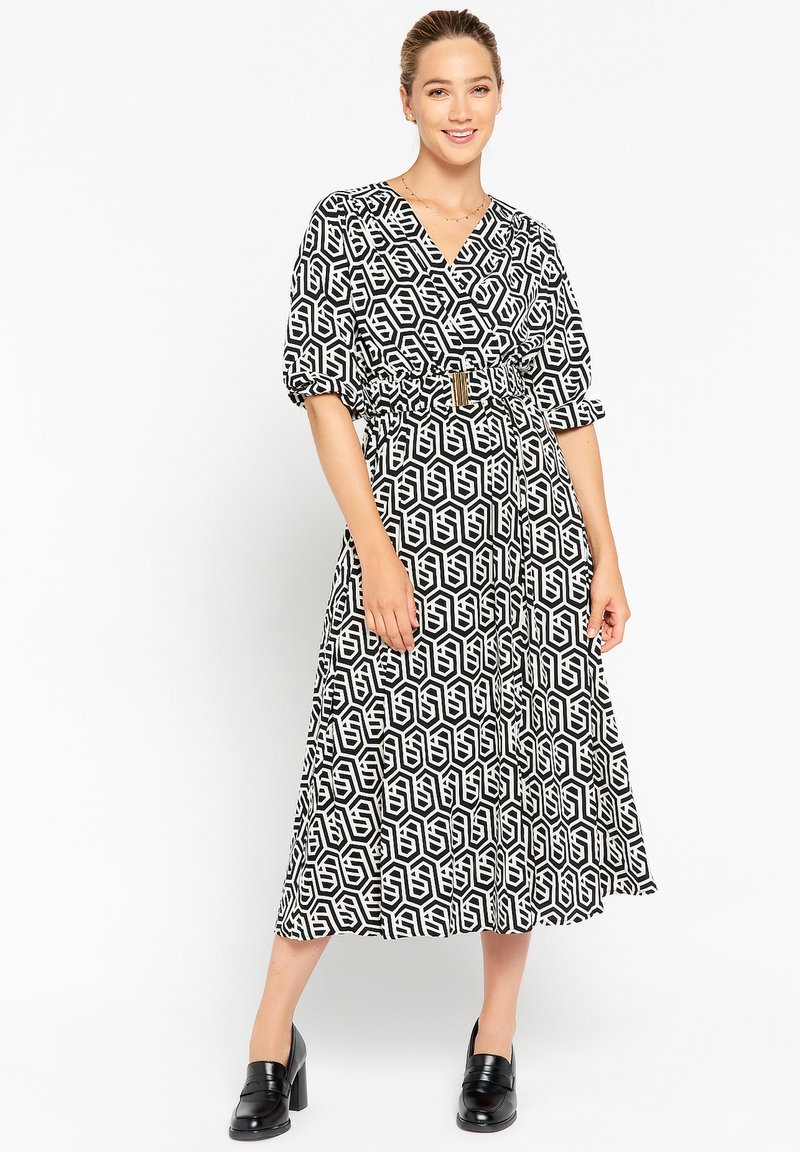LolaLiza WITH GRAPHIC - Day dress - black - Zalando.de
