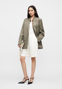 Victoria Beckham Short - ivory/écru - ZALANDO.FR