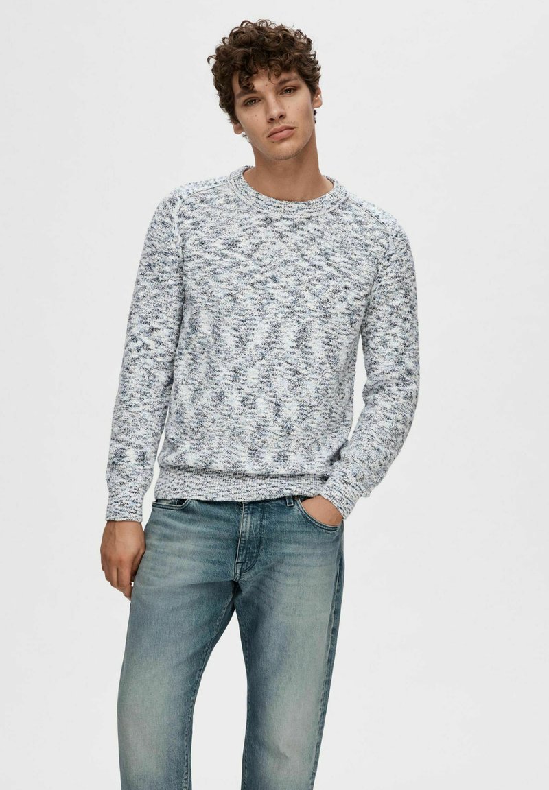 Selected Homme PAW LS STRUCTURE CREW NECK - Pullover - blue depths/bleu ... Selected Homme PAW LS STRUCTURE CREW NECK - Pullover - blue depths/bleu ...