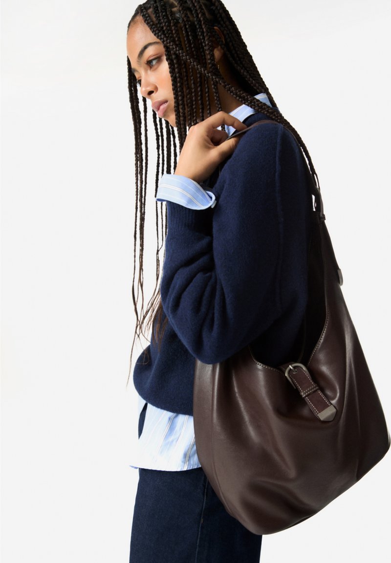 PULL&BEAR Shopping Bag - brown/braun - Zalando