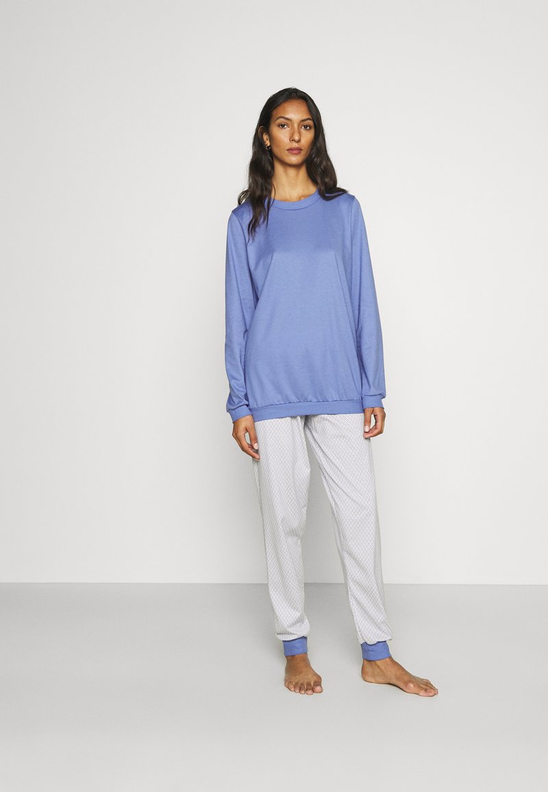 Calida LOVELY NIGHTS PYJAMA SET - Pijamale - bleached denim/denim ...