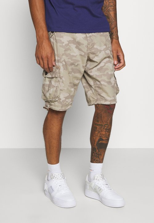 INDICODE JEANS MONROE - Shorts - fog/tan - Zalando.ch