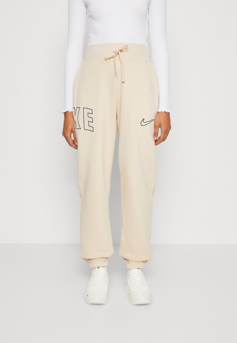 Nike Sportswear Phoenix Fleece Pant Jogginghose Sanddrift Beige