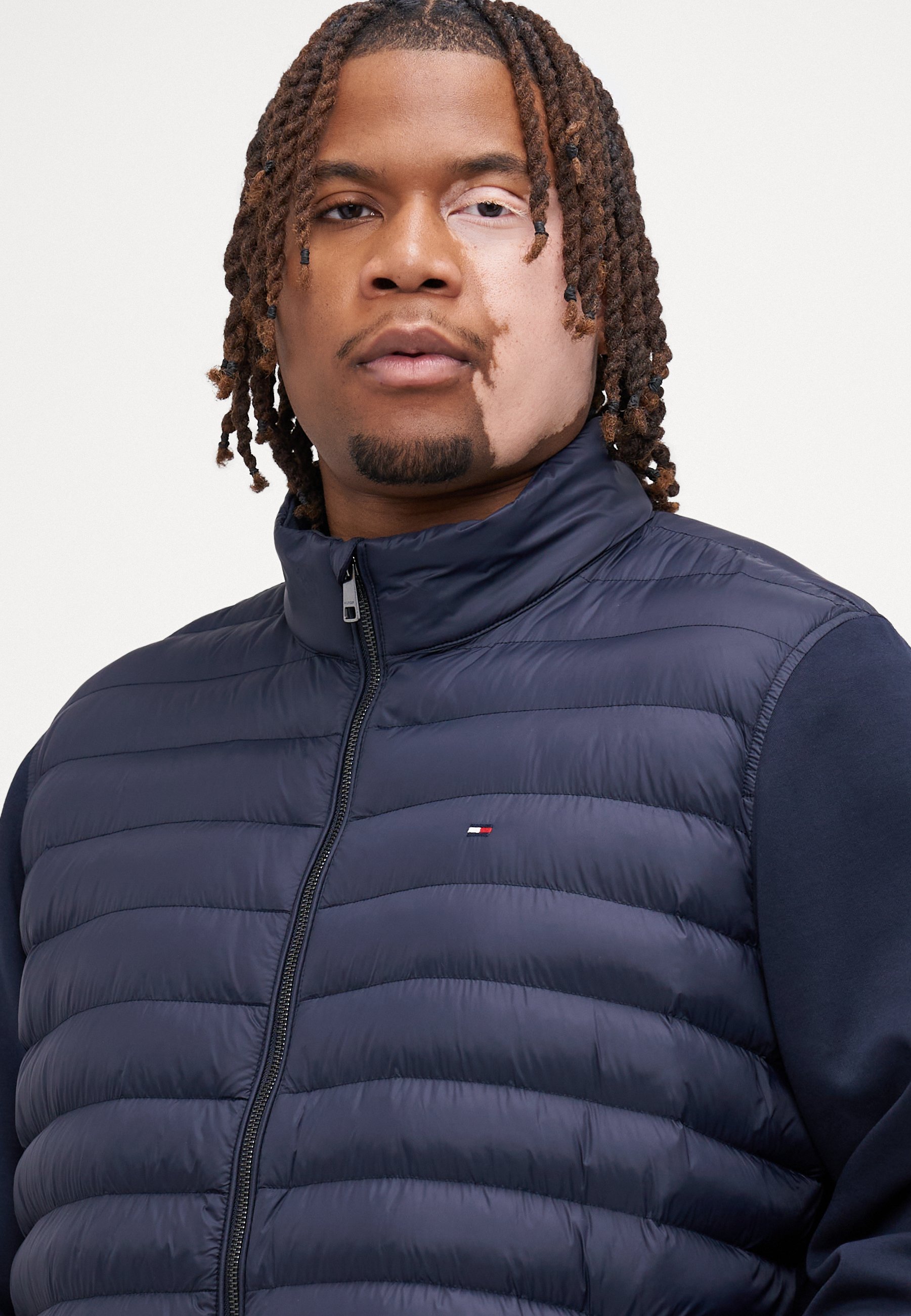 Tommy Hilfiger MIX MEDIA STAND Zip up sweatshirt desert sky dark blue Zalando