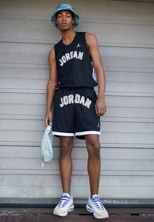 Jordan SHORT - Urheilushortsit - black/white/musta - Zalando.fi