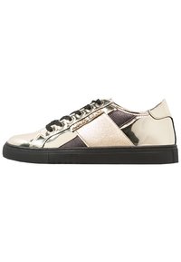 Armani Jeans Trainers - gold-coloured - (Pre-owned) - Zalando