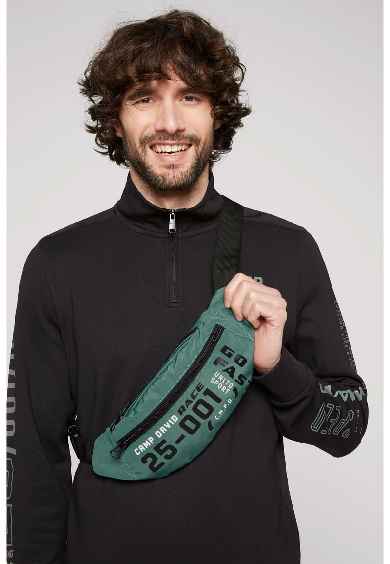 Camp David MIT LABEL PRINT - Gürteltasche - dark sage/grün - Zalando.ch