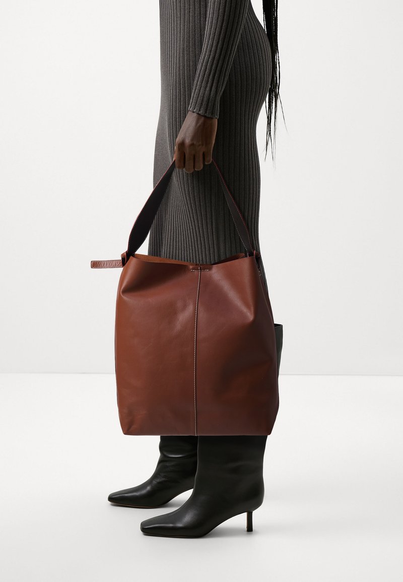Becksöndergaard GLOSSY MAE BAG - Tote bag - mocha brown/brown - Zalando.ie