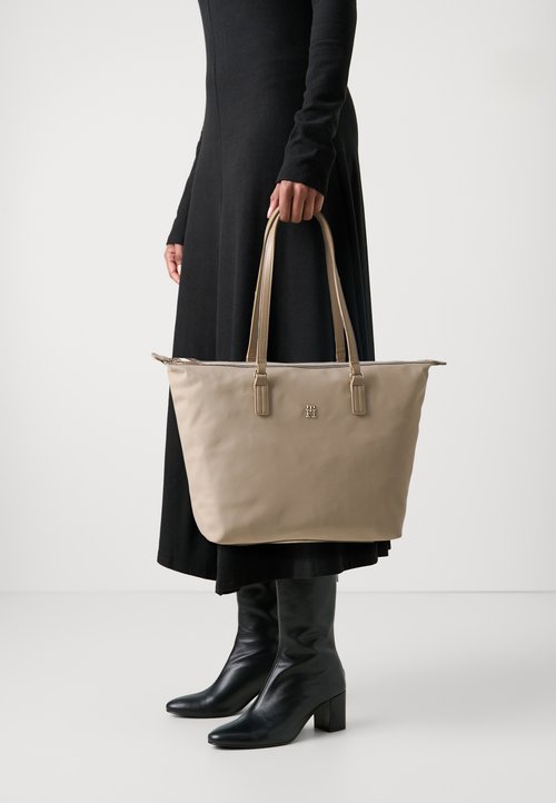 Lauren Ralph Lauren EMERIE TOTE EXTRA LARGE - Shopper - natural/tan/tan ...