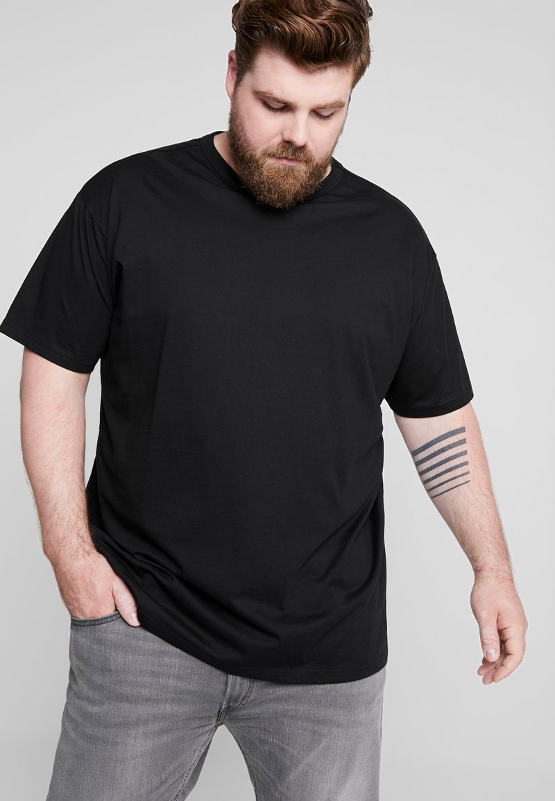 Urban Classics BASIC TEE PLUS SIZE - T-shirt basic - black/Zwart ...