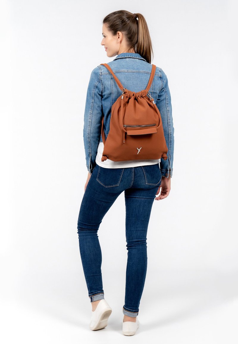 SURI FREY ROMY - Tagesrucksack - cognac - Zalando.de
