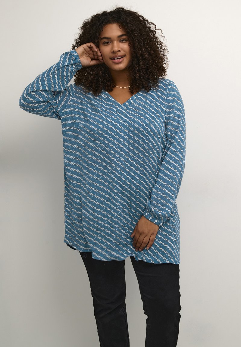 Kaffe Curve MARCA AMI - Bluză - legion blue graphic print/albastru ...
