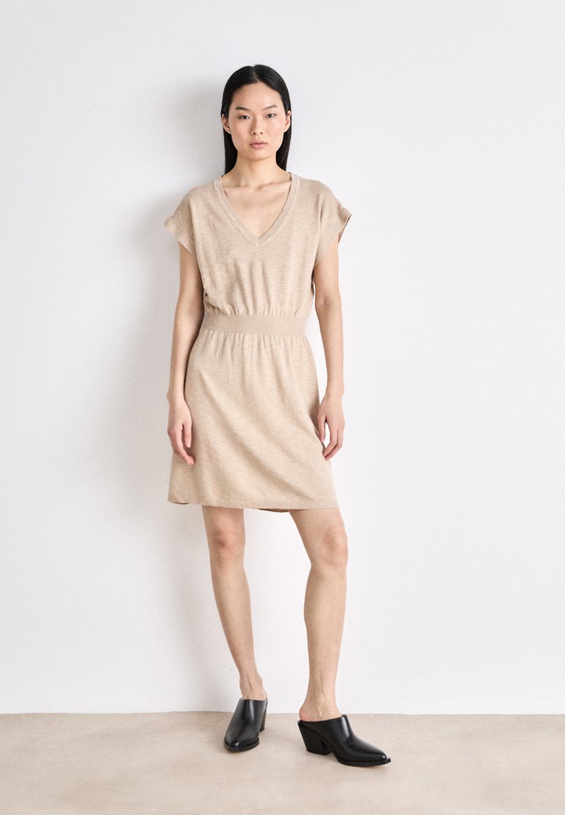 GANT DRESS - Jumper dress - dry sand/sand - Zalando.ie