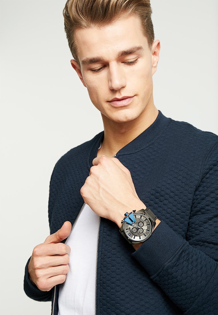 Diesel MEGA CHIEF - Chronograph watch - grey/black/black - Zalando.co.uk