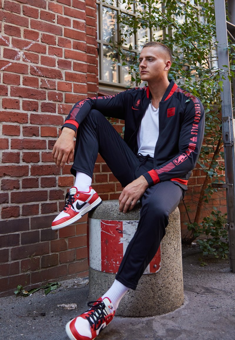 Nike Performance NBA CHICAGO BULLS - Vereinsmannschaften - black ...