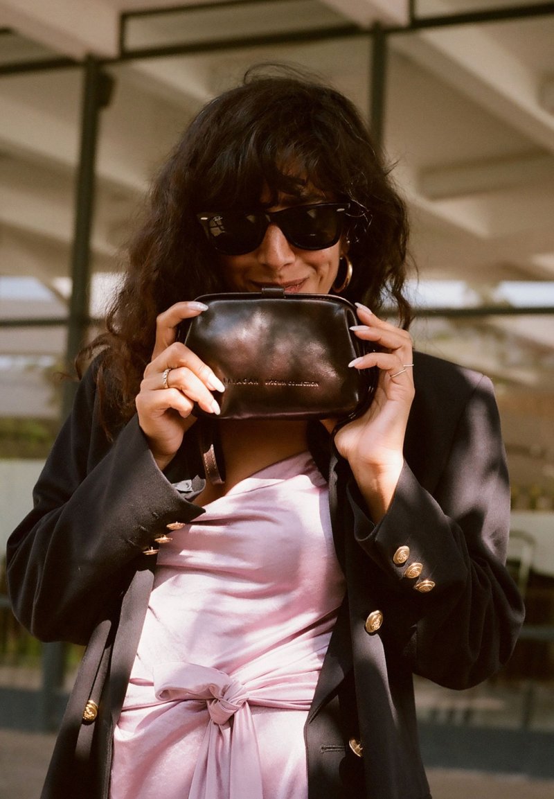 BALAGAN ROFE S - Axelremsväska - deep brown/brun - Zalando.se