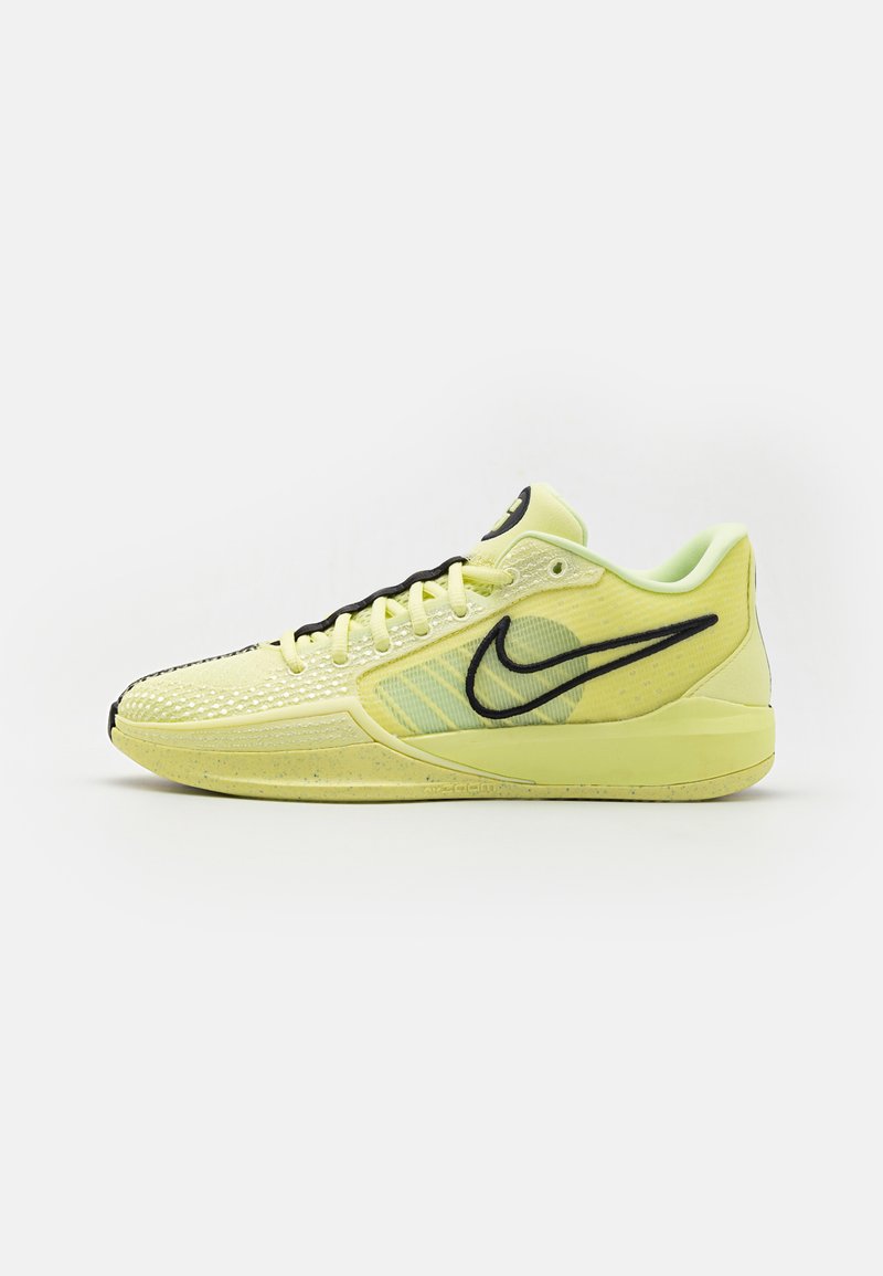 Nike Performance SABRINA 1 - Basketball shoes - luminous green/black ...