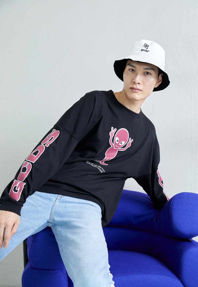 GCDS WIRDO WIN LONG TEE - Camiseta de manga larga - black/negro ...