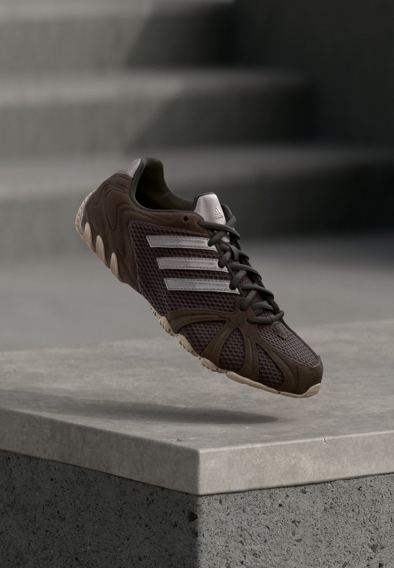 adidas Originals GHOST SPRINT - Baskets basses - aurora coffee/coffee ...
