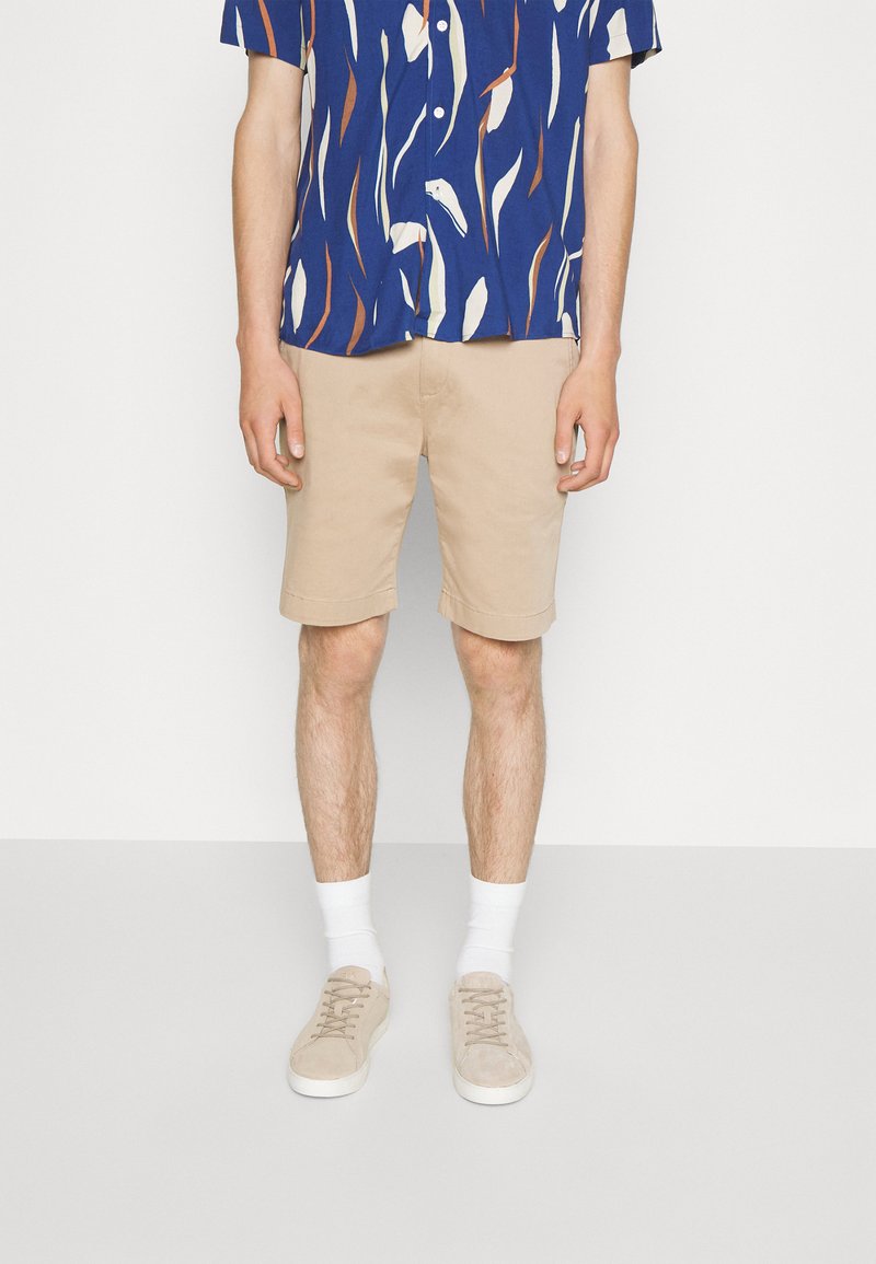 TOM TAILOR Shorts - desert fawn/green - Zalando