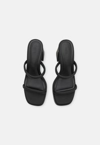 Rubi Shoes by Cotton On NIKKI BUBBLE BLOCK MULE - Pantolette hoch ...