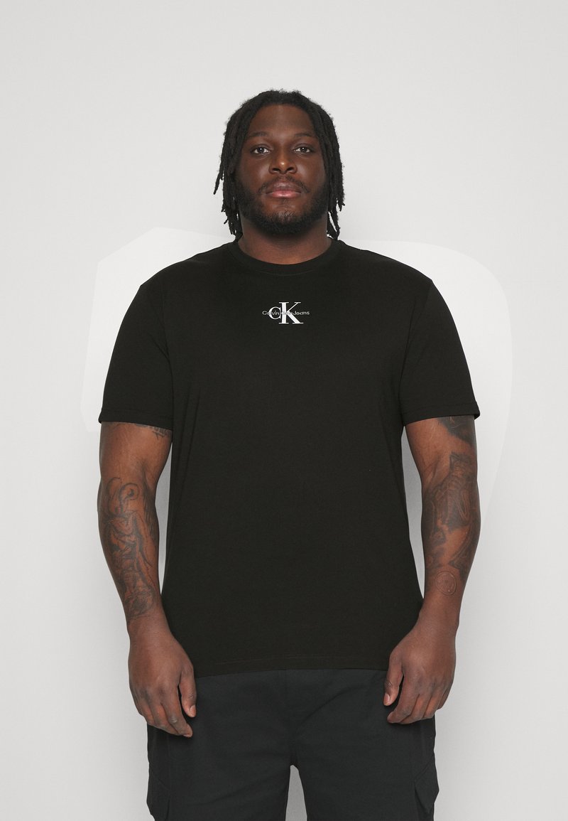 Calvin Klein Jeans Plus Plus Monologo Regular Tee Jednoduché Tričko
