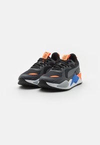 Puma RS-X GEEK UNISEX - Sneakers laag - black/strong gray/zwart ...
